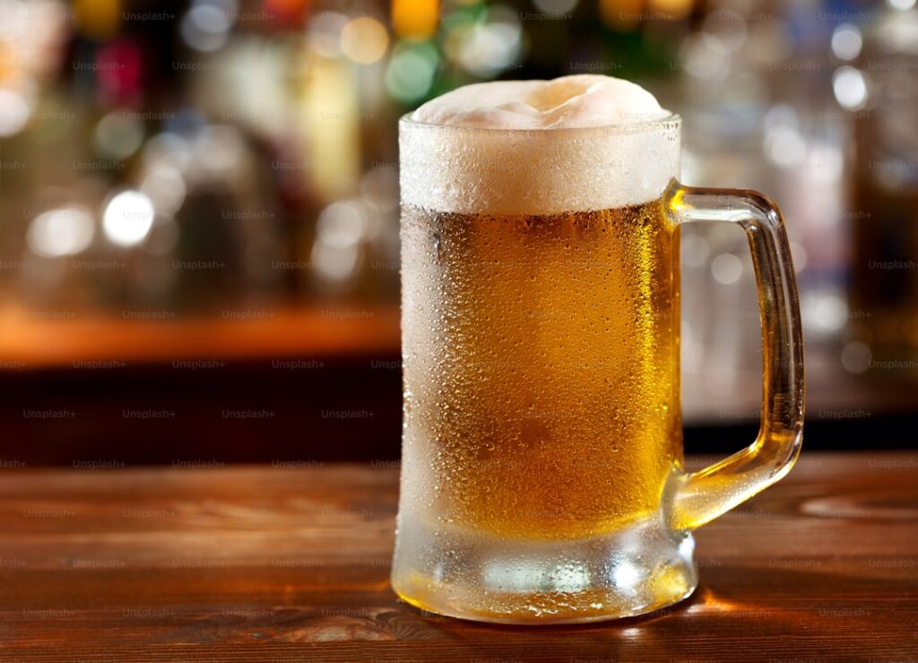 The 10 Best Low Calorie Beers Ranked for Taste and Nutrition ...